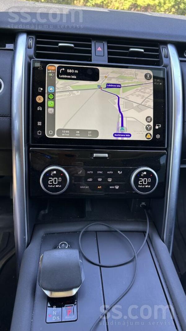 Balts Land Rover Discovery 2022 Rīga, ar dzinēja tilpumu 3.00 L un nobraukumu 97 tūkst. km par 33500 €, foto 8 vietnē AUTOMOTO.COM.LV