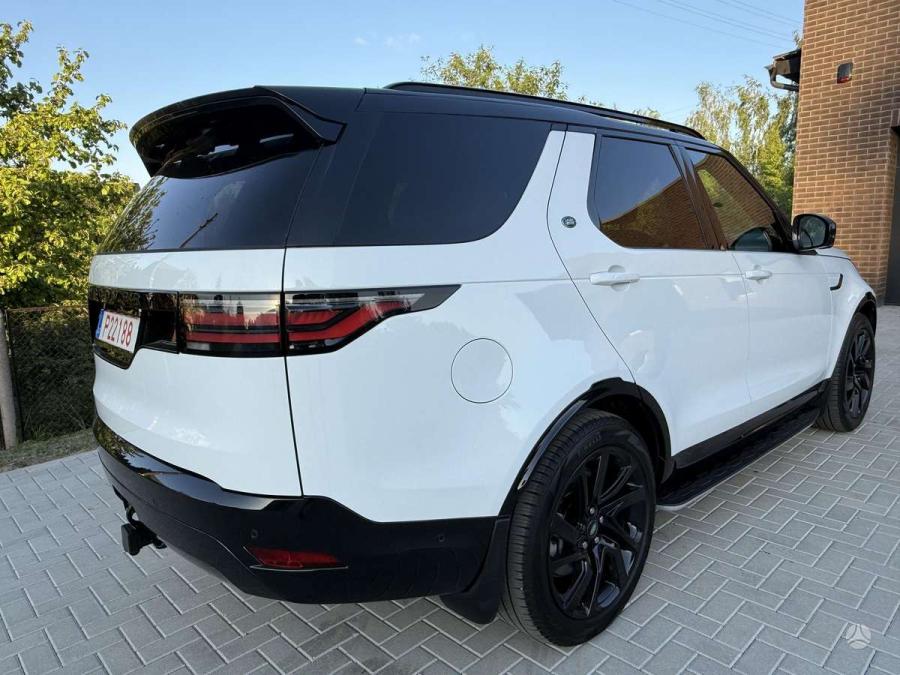 Balts Land Rover Discovery 2024 Viļņa, ar dzinēja tilpumu 3.00 L un nobraukumu 8 tūkst. km par 46900 €, foto 6 vietnē AUTOMOTO.COM.LV