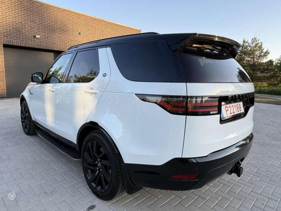 Balts Land Rover Discovery 2024 Viļņa, ar dzinēja tilpumu 3.00 L un nobraukumu 8 tūkst. km par 46900 €, foto 7 vietnē AUTOMOTO.COM.LV