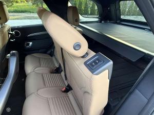 Balts Land Rover Discovery 2024 Viļņa, ar dzinēja tilpumu 3.00 L un nobraukumu 8 tūkst. km par 46900 €, foto 26 vietnē AUTOMOTO.COM.LV