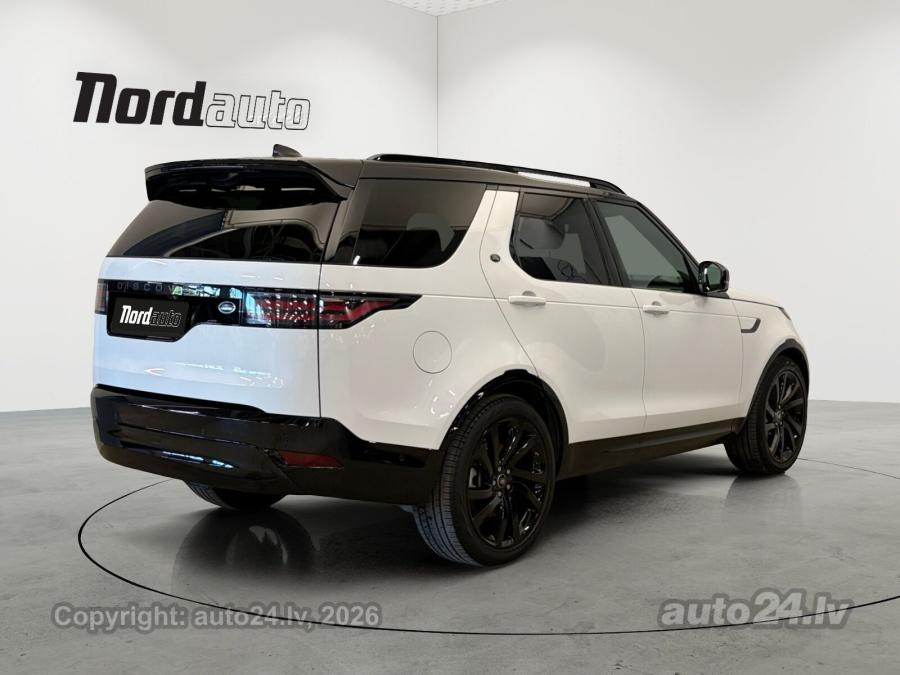 White Land Rover Discovery 2024 in Tallinn, with an engine capacity of 3.00 L and mileage of 89 thousand km for 59900 €, photo 3 on AUTOMOTO.COM.LV