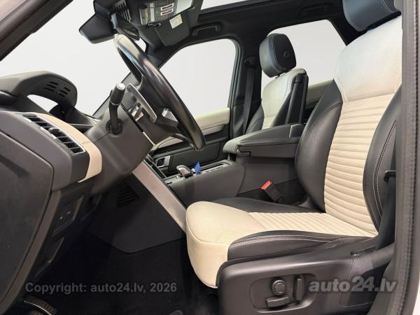 Balts Land Rover Discovery 2024 Tallina, ar dzinēja tilpumu 3.00 L un nobraukumu 89 tūkst. km par 59900 €, foto 5 vietnē AUTOMOTO.COM.LV