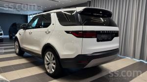 White Land Rover Discovery 2022 in Riga, with an engine capacity of 3.00 L and mileage of 81 thousand km for 32990 €, photo 7 on AUTOMOTO.COM.LV