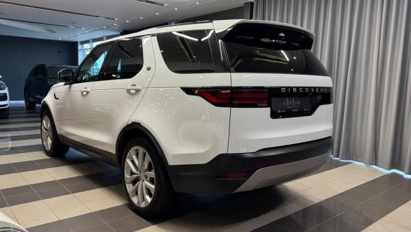 Balts Land Rover Discovery 2022 Rīga, ar dzinēja tilpumu 3.00 L un nobraukumu 81 tūkst. km par 32990 €, foto 5 vietnē AUTOMOTO.COM.LV
