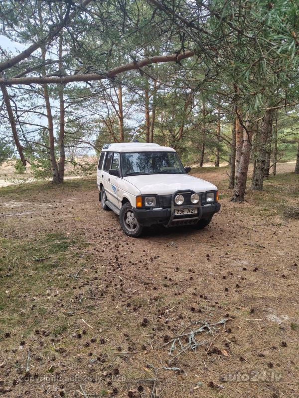 Balts Land Rover Discovery 1994 Rakvere, ar dzinēja tilpumu 2.50 L un nobraukumu 138 tūkst. km par 6800 €, foto 1 vietnē AUTOMOTO.COM.LV