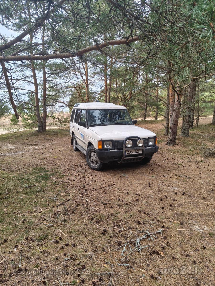 Balts Land Rover Discovery 1994 Rakvere, ar dzinēja tilpumu 2.50 L un nobraukumu 138 tūkst. km par 6800 €, foto 1 vietnē AUTOMOTO.COM.LV