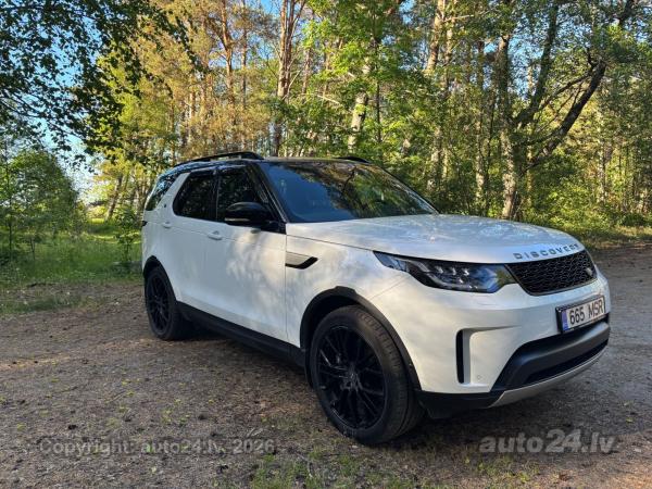 White Land Rover Discovery 2018 in Tallinn, with an engine capacity of 3.00 L and mileage of 134 thousand km for 28900 €, photo 2 on AUTOMOTO.COM.LV
