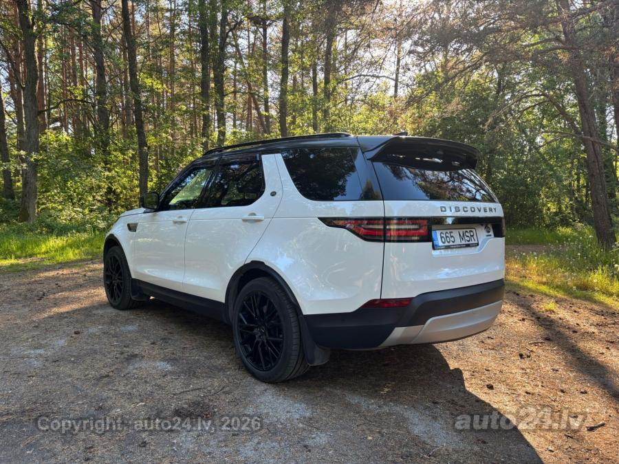 Balts Land Rover Discovery 2018 Tallina, ar dzinēja tilpumu 3.00 L un nobraukumu 134 tūkst. km par 28900 €, foto 4 vietnē AUTOMOTO.COM.LV