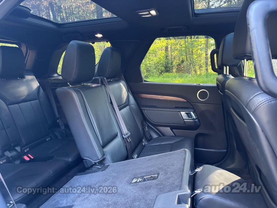 Balts Land Rover Discovery 2018 Tallina, ar dzinēja tilpumu 3.00 L un nobraukumu 134 tūkst. km par 28900 €, foto 12 vietnē AUTOMOTO.COM.LV