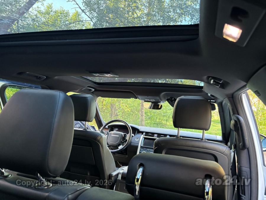 Balts Land Rover Discovery 2018 Tallina, ar dzinēja tilpumu 3.00 L un nobraukumu 134 tūkst. km par 28900 €, foto 13 vietnē AUTOMOTO.COM.LV