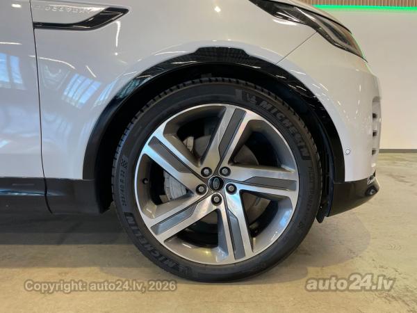 Balts Land Rover Discovery 2021 Tallina, ar dzinēja tilpumu 3.00 L un nobraukumu 131 tūkst. km par 55490 €, foto 5 vietnē AUTOMOTO.COM.LV