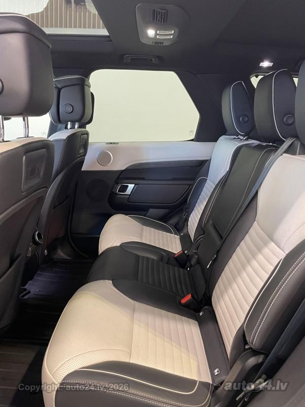 Balts Land Rover Discovery 2021 Tallina, ar dzinēja tilpumu 3.00 L un nobraukumu 131 tūkst. km par 55490 €, foto 8 vietnē AUTOMOTO.COM.LV