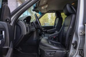 Dzeltens Land Rover Discovery 2005 Rīga, ar dzinēja tilpumu 2.70 L un nobraukumu 0 tūkst. km par 3495 €, foto 9 vietnē AUTOMOTO.COM.LV