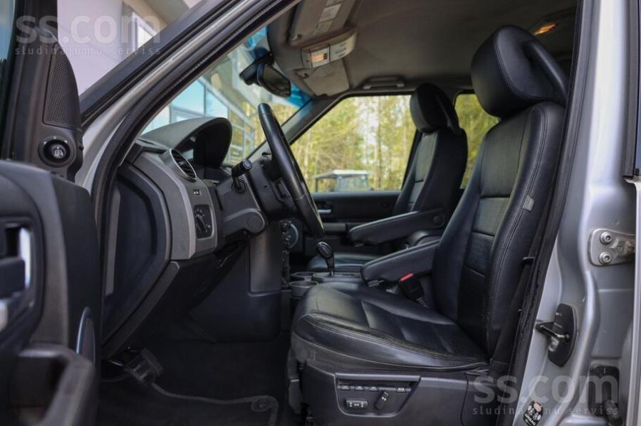 Dzeltens Land Rover Discovery 2005 Rīga, ar dzinēja tilpumu 2.70 L un nobraukumu 0 tūkst. km par 3495 €, foto 9 vietnē AUTOMOTO.COM.LV