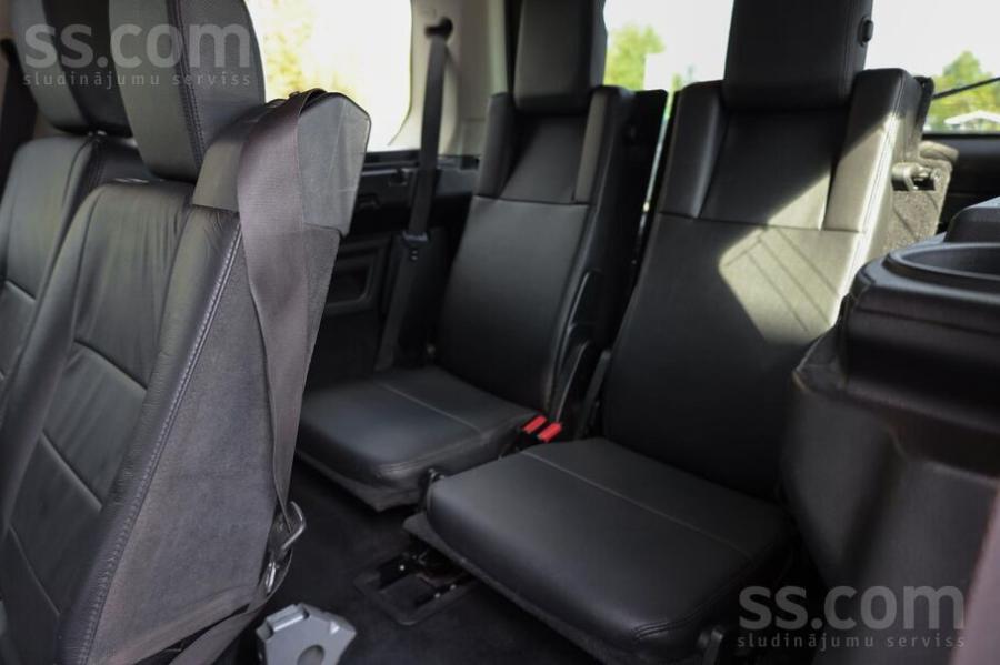 Dzeltens Land Rover Discovery 2005 Rīga, ar dzinēja tilpumu 2.70 L un nobraukumu 0 tūkst. km par 3495 €, foto 14 vietnē AUTOMOTO.COM.LV