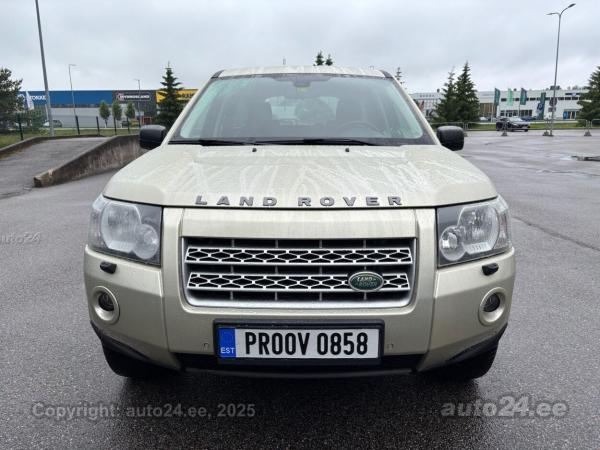 Smilšu krāsa Land Rover Freelander 2009 Paide, ar dzinēja tilpumu 2.20 L un nobraukumu 248 tūkst. km par 6990 €, foto 2 vietnē AUTOMOTO.COM.LV
