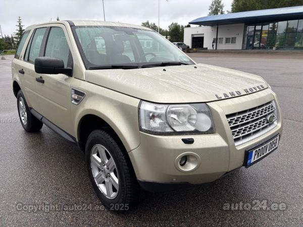 Smilšu krāsa Land Rover Freelander 2009 Paide, ar dzinēja tilpumu 2.20 L un nobraukumu 248 tūkst. km par 6990 €, foto 6 vietnē AUTOMOTO.COM.LV