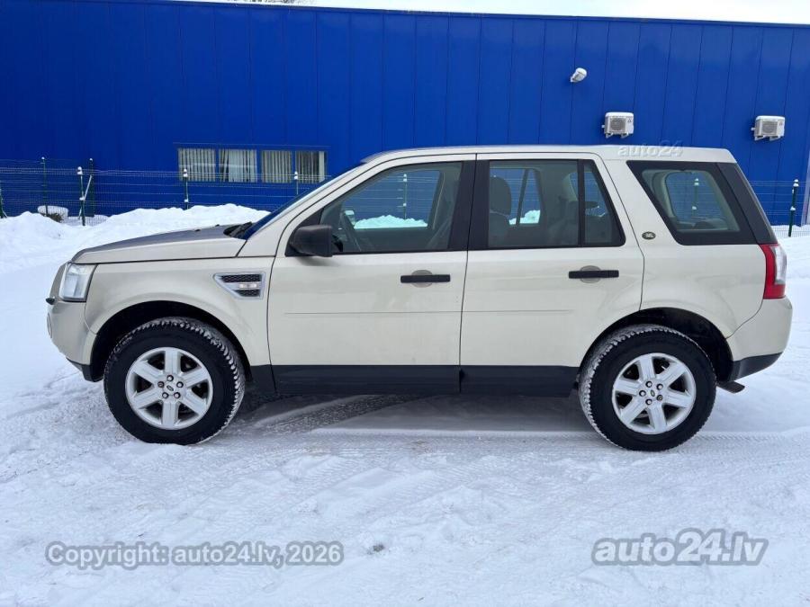 Smilšu krāsa Land Rover Freelander 2009 Paide, ar dzinēja tilpumu 2.20 L un nobraukumu 259 tūkst. km par 6590 €, foto 3 vietnē AUTOMOTO.COM.LV