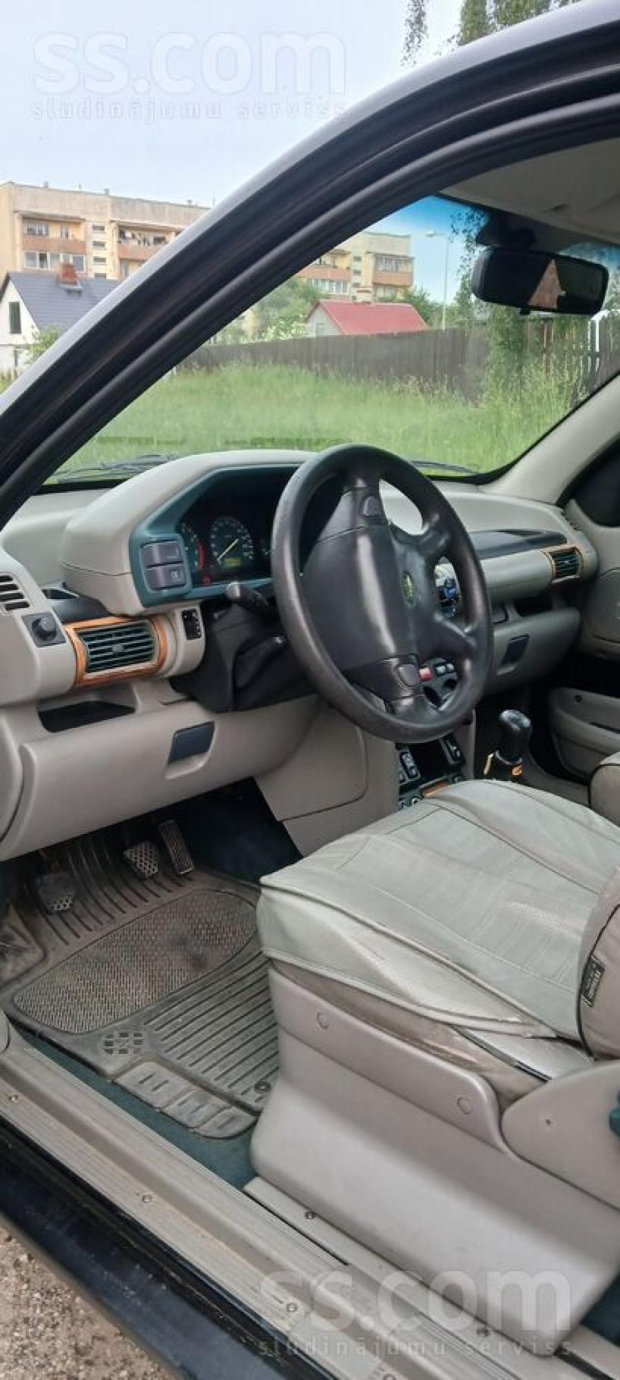 Черный Ленд Ровер Фрилендер 1999 в Кулдига, объемом двигателя 1.80 л и пробегом 301 тыс. км за 2200 €, фото 10 на AUTOMOTO.COM.LV