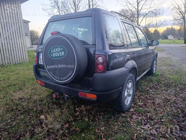 Melns Land Rover Freelander 1999 Liepāja, ar dzinēja tilpumu 1.80 L un nobraukumu 306 tūkst. km par 2500 €, foto 3 vietnē AUTOMOTO.COM.LV