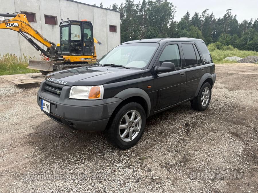 Melns Land Rover Freelander 1999 Tallina, ar dzinēja tilpumu 2.00 L un nobraukumu 0 tūkst. km par 2500 €, foto 1 vietnē AUTOMOTO.COM.LV