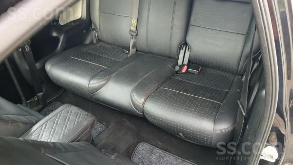 Melns Land Rover Freelander 2004 Bauska, ar dzinēja tilpumu 2.00 L un nobraukumu 340 tūkst. km par 3750 €, foto 10 vietnē AUTOMOTO.COM.LV
