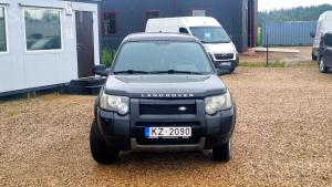 Black Land Rover Freelander 2004 in Cesis, with an engine capacity of 2.00 L and mileage of 268 thousand km for 2600 €, photo 3 on AUTOMOTO.COM.LV