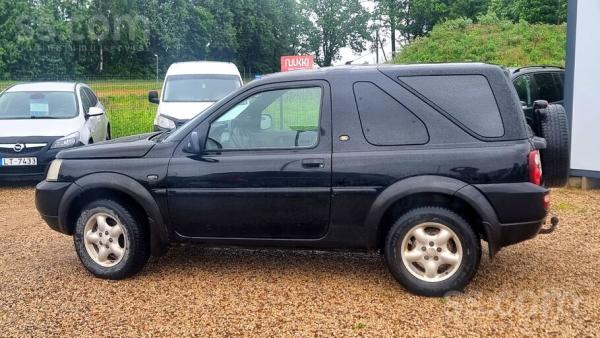 Black Land Rover Freelander 2004 in Cesis, with an engine capacity of 2.00 L and mileage of 268 thousand km for 2600 €, photo 9 on AUTOMOTO.COM.LV