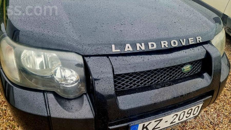 Black Land Rover Freelander 2004 in Cesis, with an engine capacity of 2.00 L and mileage of 268 thousand km for 2600 €, photo 17 on AUTOMOTO.COM.LV