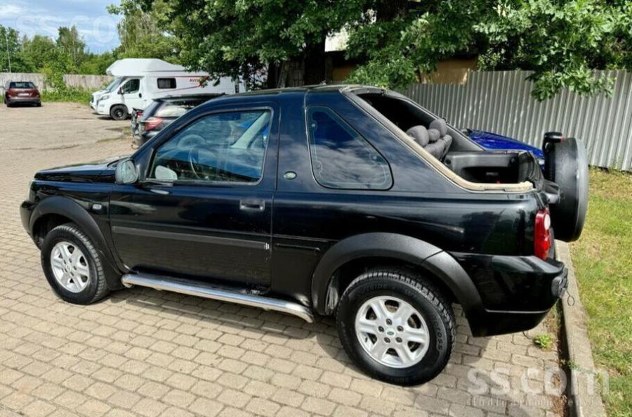 Black Land Rover Freelander 2004 in Cesis, with an engine capacity of 2.00 L and mileage of 268 thousand km for 2600 €, photo 18 on AUTOMOTO.COM.LV