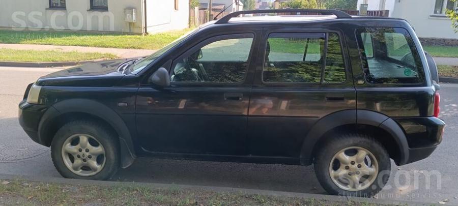 Melns Land Rover Freelander 2004 Daugavpils, ar dzinēja tilpumu 2.00 L un nobraukumu 312 tūkst. km par 2200 €, foto 3 vietnē AUTOMOTO.COM.LV
