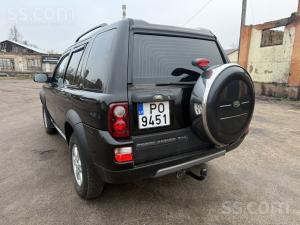 Melns Land Rover Freelander 2005 Daugavpils, ar dzinēja tilpumu 2.00 L un nobraukumu 311 tūkst. km par 3400 €, foto 5 vietnē AUTOMOTO.COM.LV