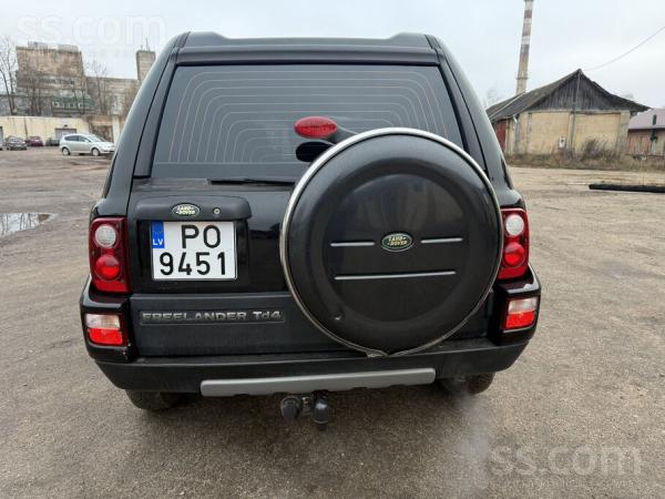 Melns Land Rover Freelander 2005 Daugavpils, ar dzinēja tilpumu 2.00 L un nobraukumu 311 tūkst. km par 3400 €, foto 6 vietnē AUTOMOTO.COM.LV