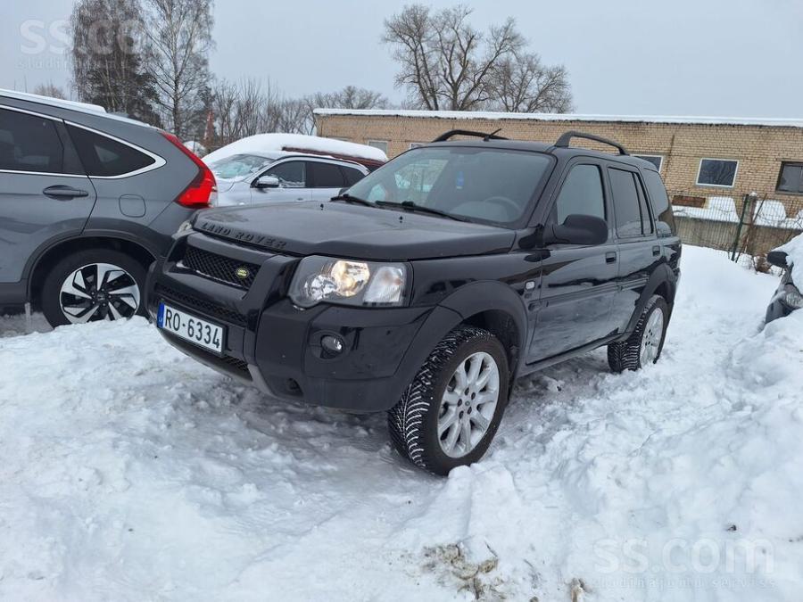 Melns Land Rover Freelander 2006 Daugavpils, ar dzinēja tilpumu 2.00 L un nobraukumu 0 tūkst. km par 5400 €, foto 4 vietnē AUTOMOTO.COM.LV