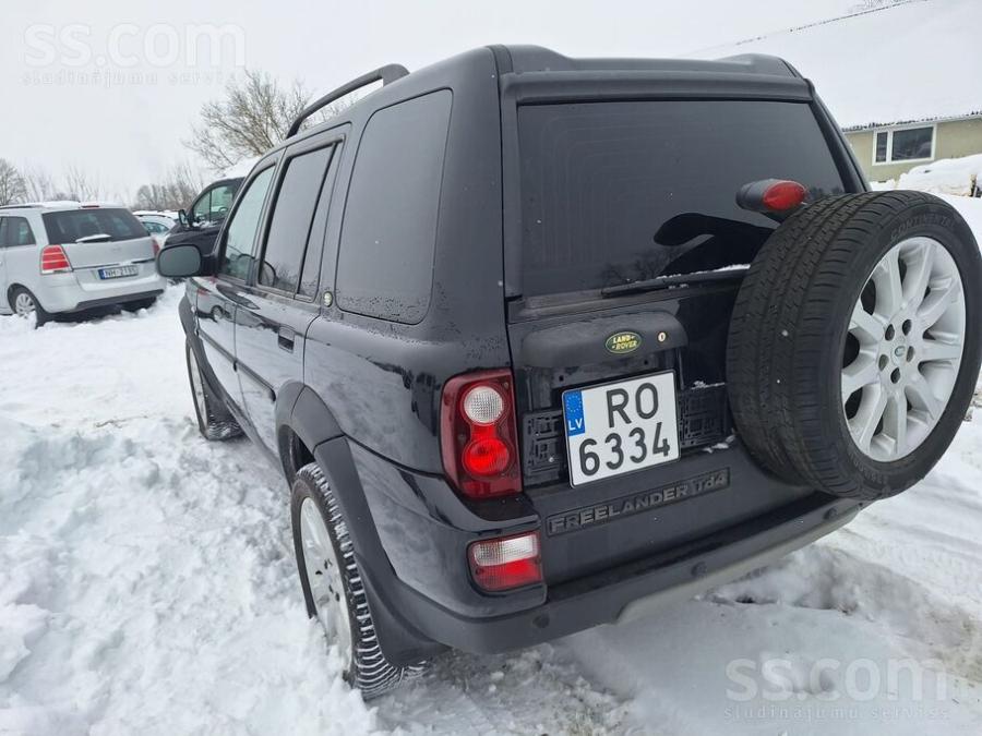 Melns Land Rover Freelander 2006 Daugavpils, ar dzinēja tilpumu 2.00 L un nobraukumu 0 tūkst. km par 5400 €, foto 5 vietnē AUTOMOTO.COM.LV