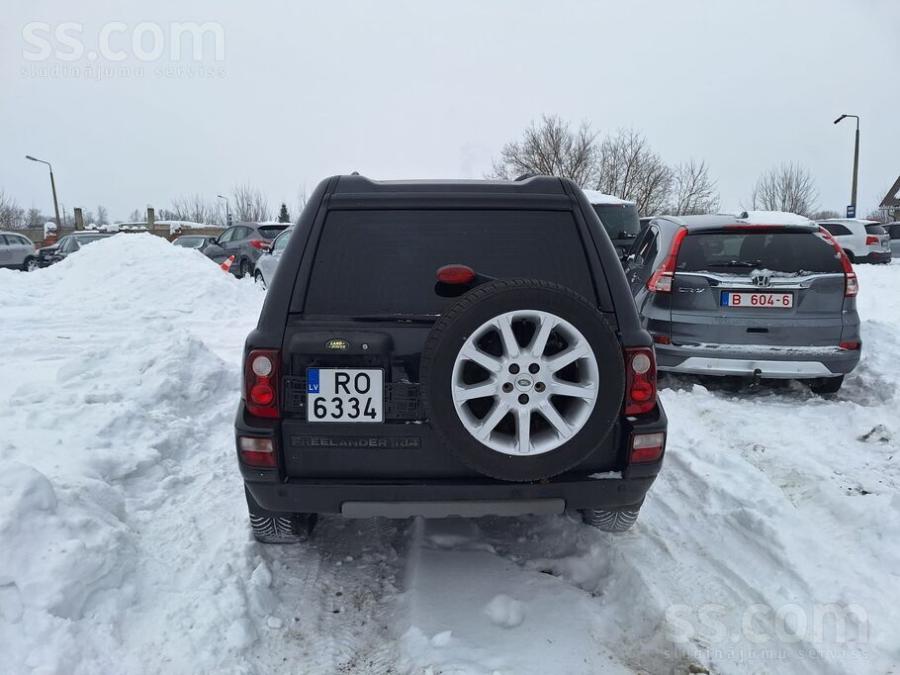 Melns Land Rover Freelander 2006 Daugavpils, ar dzinēja tilpumu 2.00 L un nobraukumu 0 tūkst. km par 5400 €, foto 7 vietnē AUTOMOTO.COM.LV