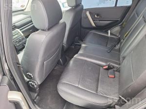 Melns Land Rover Freelander 2006 Daugavpils, ar dzinēja tilpumu 2.00 L un nobraukumu 0 tūkst. km par 5400 €, foto 15 vietnē AUTOMOTO.COM.LV