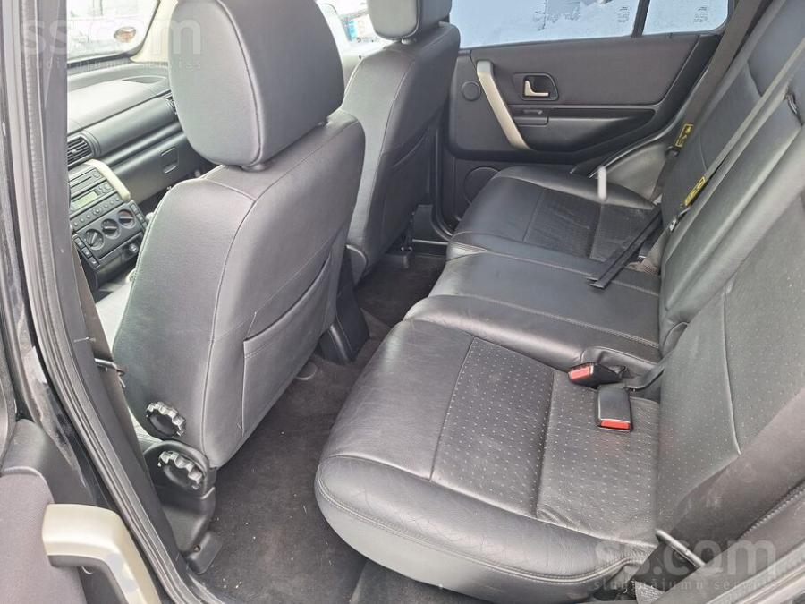 Melns Land Rover Freelander 2006 Daugavpils, ar dzinēja tilpumu 2.00 L un nobraukumu 0 tūkst. km par 5400 €, foto 15 vietnē AUTOMOTO.COM.LV