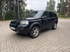 Черный Ленд Ровер Фрилендер 2006 в Валка, объемом двигателя 2.00 л и пробегом 369 тыс. км за 2300 €, фото  на AUTOMOTO.COM.LV