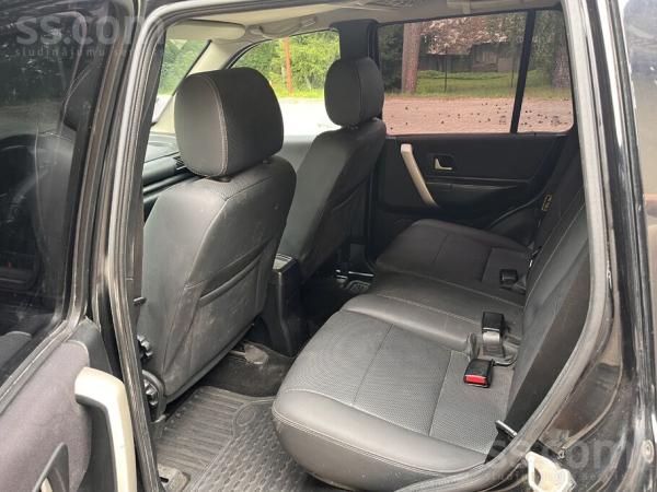 Melns Land Rover Freelander 2006 Valka, ar dzinēja tilpumu 2.00 L un nobraukumu 369 tūkst. km par 2300 €, foto 5 vietnē AUTOMOTO.COM.LV