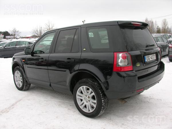 Black Land Rover Freelander 2007 in Riga, with an engine capacity of 2.20 L and mileage of 0 thousand km for 5450 €, photo 4 on AUTOMOTO.COM.LV