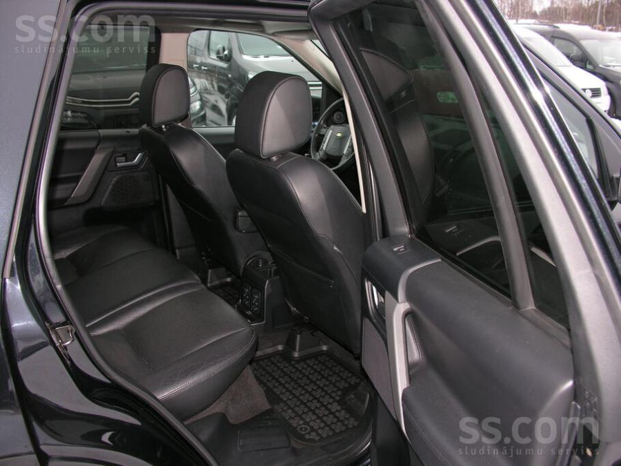 Black Land Rover Freelander 2007 in Riga, with an engine capacity of 2.20 L and mileage of 0 thousand km for 5450 €, photo 8 on AUTOMOTO.COM.LV