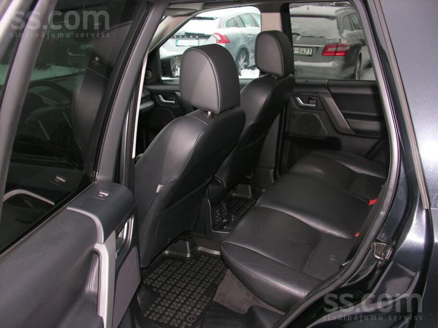 Black Land Rover Freelander 2007 in Riga, with an engine capacity of 2.20 L and mileage of 0 thousand km for 5450 €, photo 9 on AUTOMOTO.COM.LV