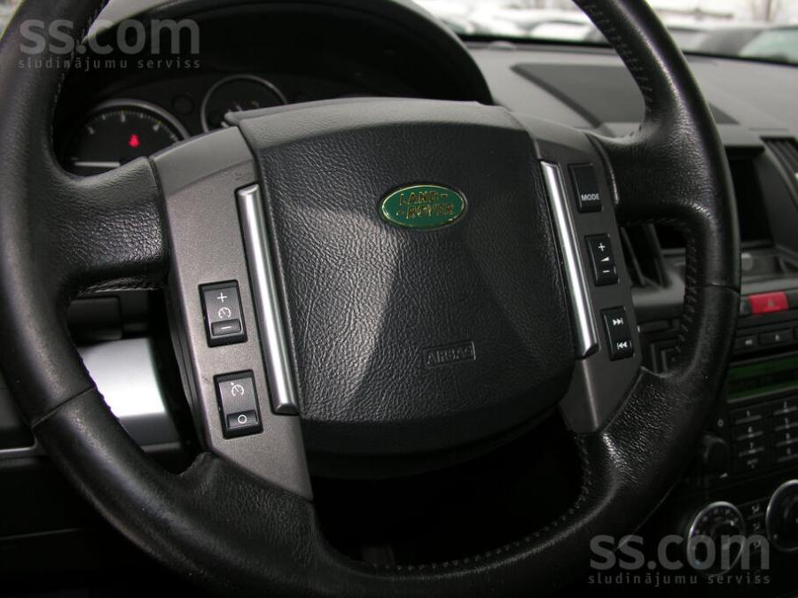 Black Land Rover Freelander 2007 in Riga, with an engine capacity of 2.20 L and mileage of 0 thousand km for 5450 €, photo 12 on AUTOMOTO.COM.LV
