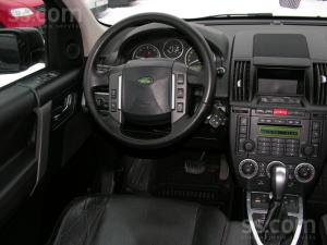 Black Land Rover Freelander 2007 in Riga, with an engine capacity of 2.20 L and mileage of 0 thousand km for 5450 €, photo 16 on AUTOMOTO.COM.LV