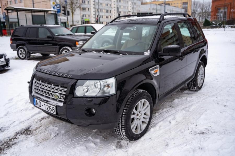 Melns Land Rover Freelander 2007 Rīga, ar dzinēja tilpumu 2.20 L un nobraukumu 321 tūkst. km par 4490 €, foto 3 vietnē AUTOMOTO.COM.LV