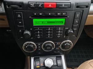 Melns Land Rover Freelander 2007 Rīga, ar dzinēja tilpumu 2.20 L un nobraukumu 321 tūkst. km par 4490 €, foto 6 vietnē AUTOMOTO.COM.LV
