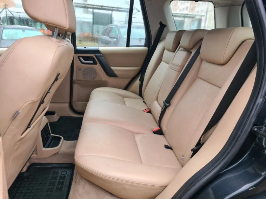 Melns Land Rover Freelander 2007 Rīga, ar dzinēja tilpumu 2.20 L un nobraukumu 321 tūkst. km par 4490 €, foto 10 vietnē AUTOMOTO.COM.LV
