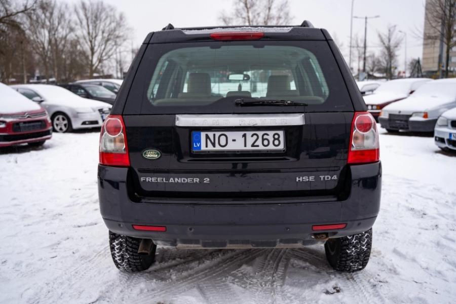 Melns Land Rover Freelander 2007 Rīga, ar dzinēja tilpumu 2.20 L un nobraukumu 321 tūkst. km par 4490 €, foto 11 vietnē AUTOMOTO.COM.LV
