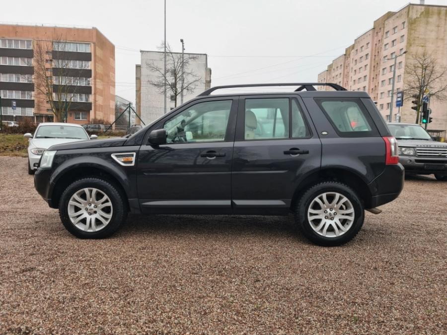Melns Land Rover Freelander 2007 Rīga, ar dzinēja tilpumu 2.20 L un nobraukumu 321 tūkst. km par 4490 €, foto 24 vietnē AUTOMOTO.COM.LV